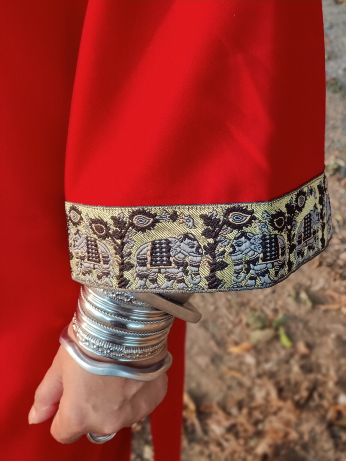 RED SHIKARA PHERAN CO-ORD SET – shopmakeba.com